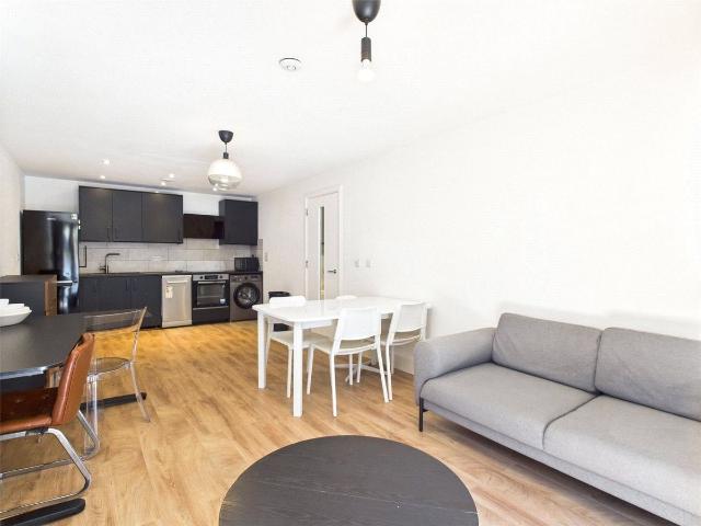 Southside, St Johns Walk, Birmingham B5, 2 bed flat to rent, £1,300 pcm | PrimeLocation