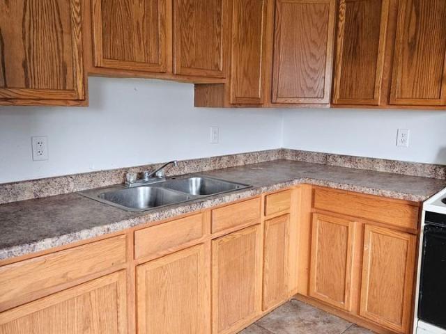 Southview Apartments 1 Bedroom Apartment for Rent at 2155 Westdale Dr Sw, Cedar Rapids, IA 52404