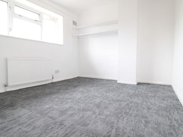Southville Close TW14, 3 bed flat to rent, £1,900 pcm | PrimeLocation