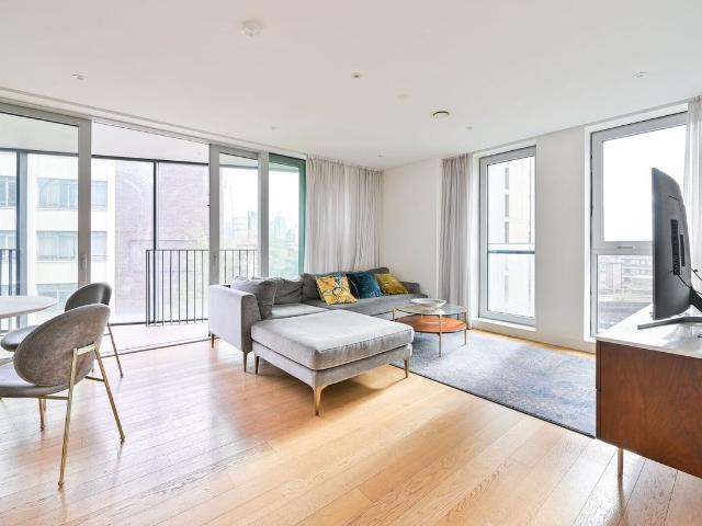 Southwark Bridge Road, Elephant And Castle, London SE1, 2 bed flat to rent, £3,510 pcm | PrimeLocation