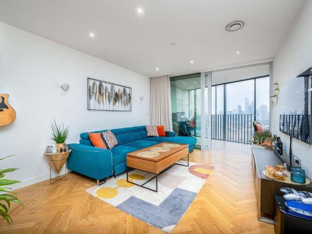 Southwark Bridge Road, Elephant and. 1 bed flat to rent £3,000 pcm £692 pw