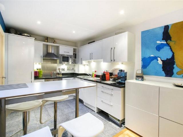 Southwark Bridge Road, London, SE1 0BQ