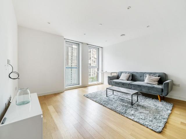 Southwark Bridge Road, London SE1, 1 bed flat to rent, £2,500 pcm | PrimeLocation