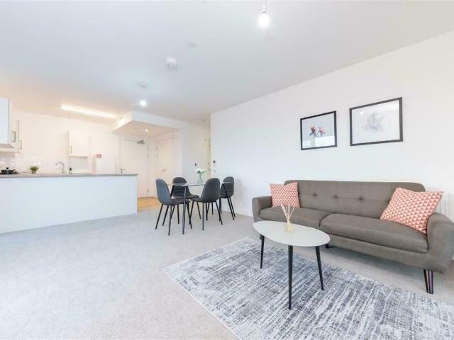 Southway, Wembley HA9, 1 bed flat to rent, £1,560 pcm | PrimeLocation