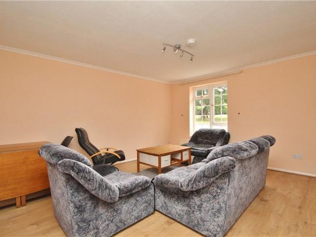 Southway, Guildford, Surrey, GU2 8DF