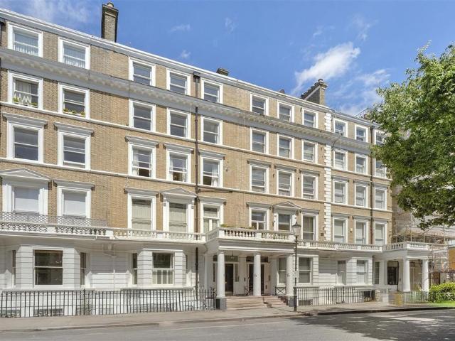 Southwell Gardens, London SW7 1 bed flat to rent £1,798 pcm £415 pw