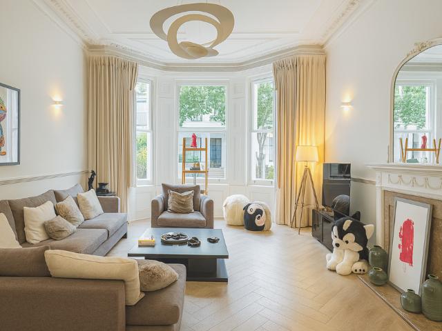 Southwell Gardens, London SW7 2 bed flat to rent £6,000 pcm £1,385 pw