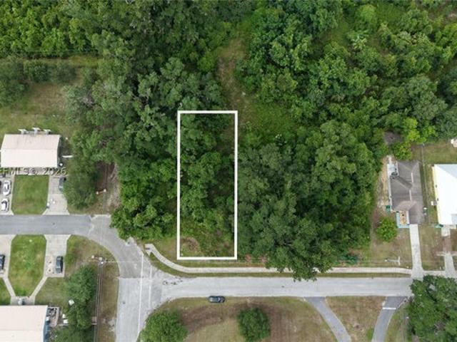 Southwest 2nd Ave, FL 32626