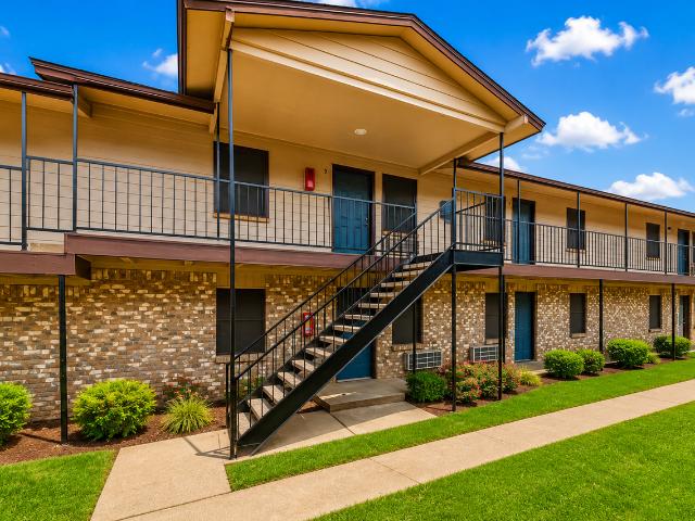 Southwest Apartments 1 Bedroom Apartment for Rent at 304 Norman Dr, Euless, TX 76040 Oakwood Terrace Euless