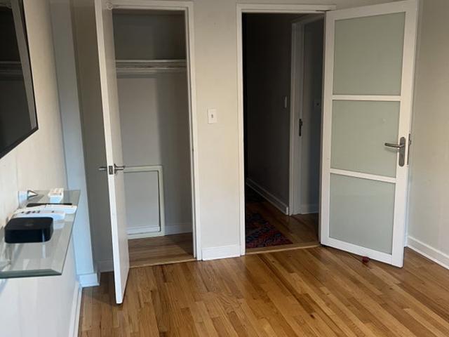 South/West Facing Sunny Room For Rent