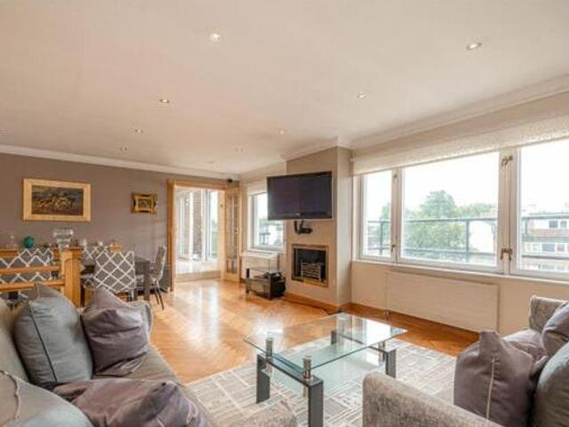 Southwick Street, London, 3 Bedroom Duplex