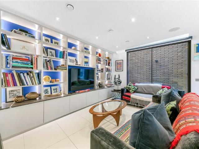 Southwick Yard, Titchborne Row, W2 3 bed semi detached house to rent £7,999 pcm £1,846 pw
