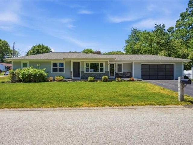 Southwood Dr, Cumberland, Home For Sale