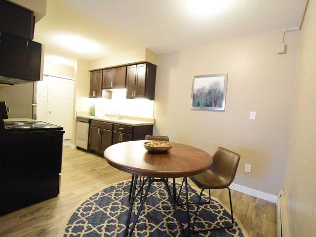 Southwood Flats 2 Bedroom Apartment for Rent at 504 James Ave, Mankato, MN 56001