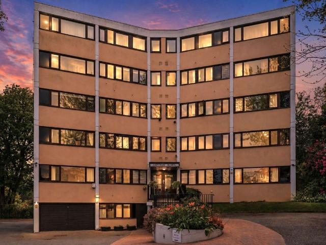 Southwood Heights, Southwood Lawn Road, Highgate N6, 2 bed flat to rent, £2,850 pcm | PrimeLocation