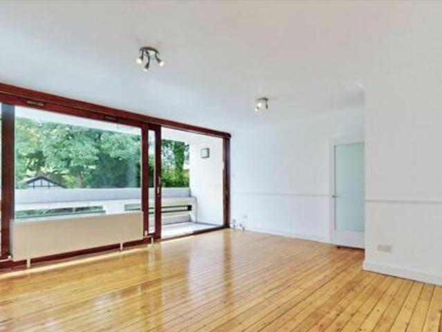 Southwood Lawn Road, Highgate, 2 Bedroom Flat