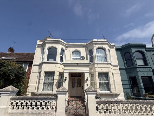 Southwood Road, Ramsgate CT11, 1 bed flat to rent, £700 pcm | PrimeLocation