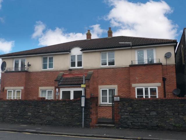Soundwell Road, Bristol, BS15 1 bed flat to rent £1,050 pcm £242 pw
