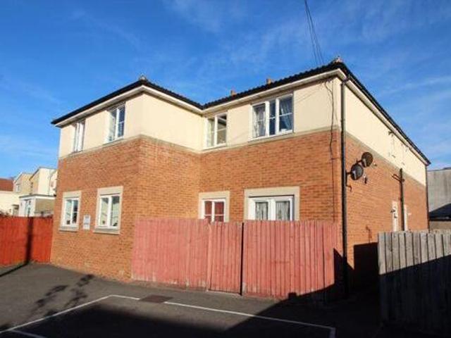 Soundwell Road, Kingswood, 1 Bedroom Apartment
