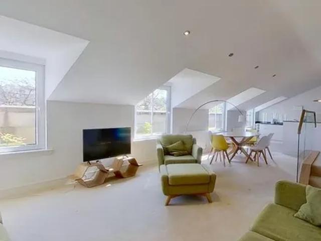 Sovereign Court, City of Edinburgh, EH7 4NU, United Kingdom | 3 bed house for rent #167868413 | Rentberry