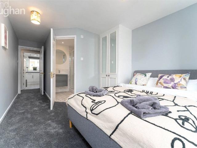 Sovereign Court, Brighton Marina BN2, 2 bed flat to rent, £1,750 pcm | PrimeLocation