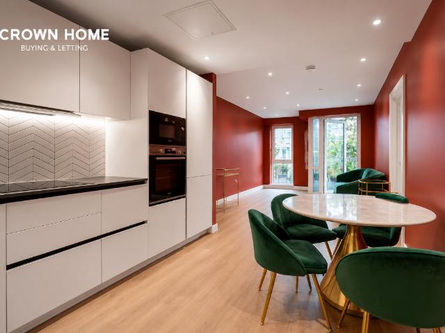 Sovereign Court, Matcham House, Hammersmith W6, 2 bed flat to rent, £3,500 pcm | PrimeLocation