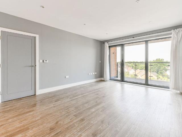 Sovereign Apartments, Sutton SM1, 2 bed flat to rent, £1,900 pcm | PrimeLocation