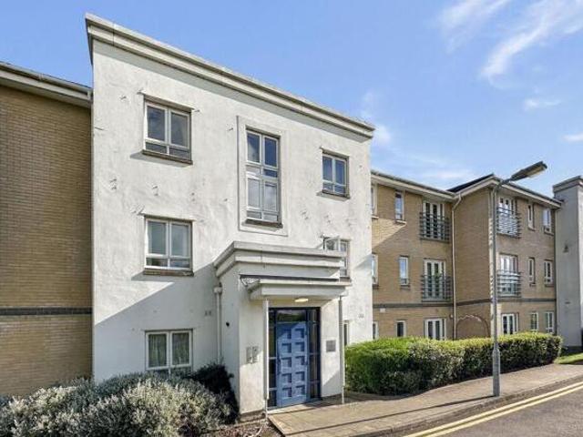 Sovereign Heights, Slough, 2 Bedroom Apartment