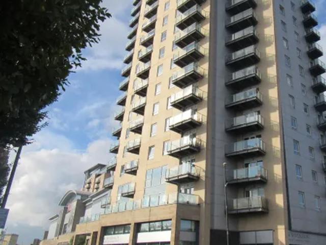 Sovereign Point, The Quays, Salford, M50 3AY, United Kingdom | 2 bed apartment for rent #168137665 | Rentberry