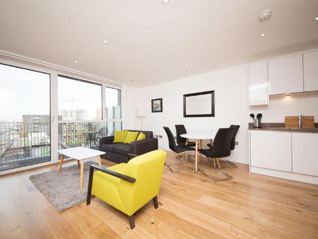 Sovereign Tower, Canning Town E16 1 bed flat to rent £2,000 pcm £462 pw