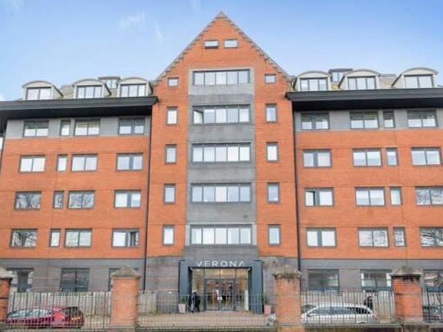 Slough, Berkshire, 1 Bedroom Flat