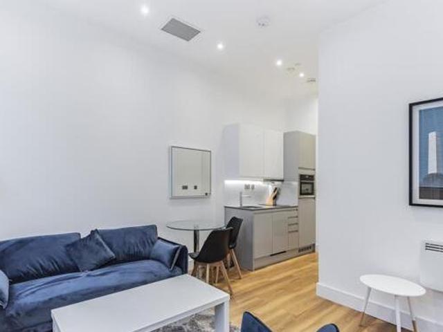Slough, Berkshire, 1 Bedroom Flat