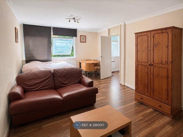 Slough, Slough SL1, Studio to rent, £995 pcm | PrimeLocation