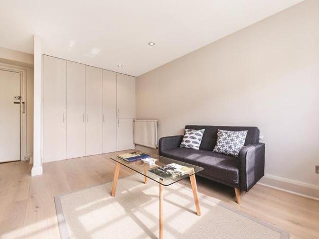 Sloane Avenue Chelsea, London. Studio to rent £2,058 pcm £475 pw