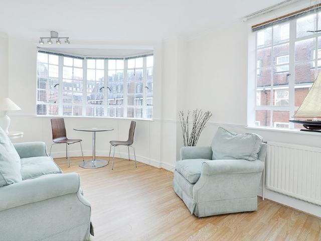 Sloane Avenue, Chelsea, London, SW3
