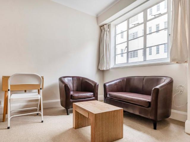 Sloane Avenue, Chelsea, London, SW3