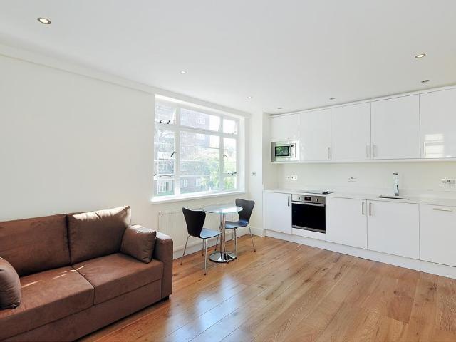 Sloane Avenue, Chelsea, London, SW3 1 bed flat to rent £2,816 pcm £650 pw