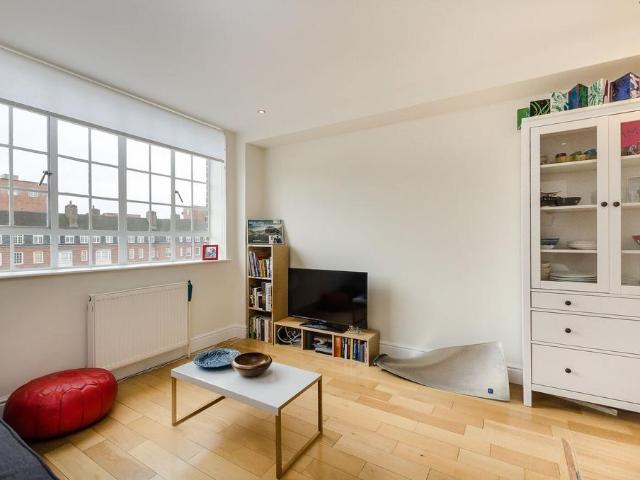 Sloane Avenue, Chelsea, London, SW3 1 bed flat to rent £2,275 pcm £525 pw