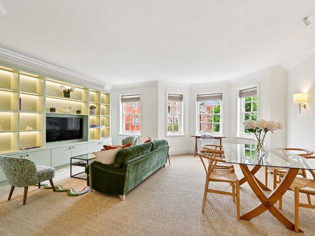 Sloane Avenue, Chelsea, London SW3, 1 bed flat to rent, £4,875 pcm | PrimeLocation