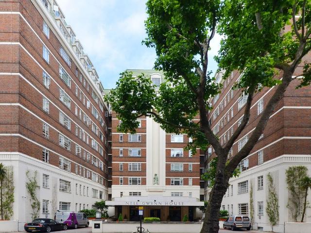 Sloane Avenue, Chelsea, London SW3, 1 bed flat to rent, £5,000 pcm | PrimeLocation