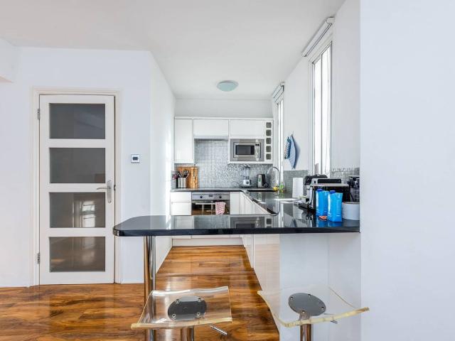 Sloane Avenue, Chelsea, London SW3, Maisonette to rent, £4,000 pcm | PrimeLocation