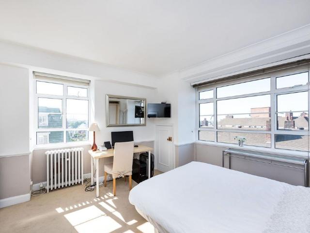 Sloane Avenue, Chelsea, London, SW3 Studio to rent £4,334 pcm £1,000 pw