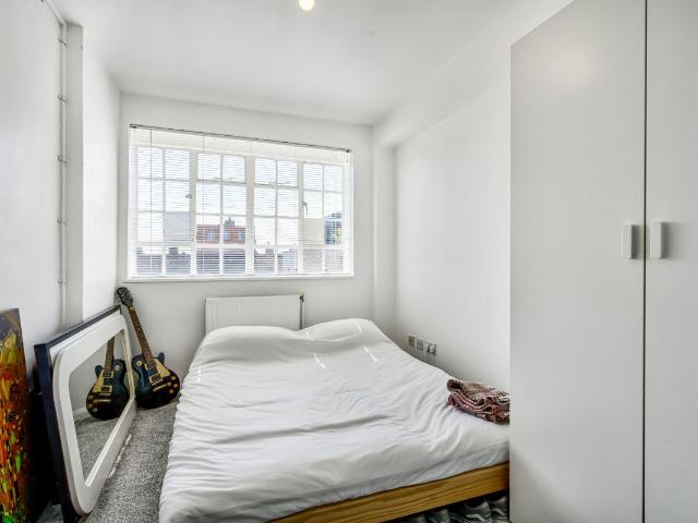 Sloane Avenue, Chelsea, London SW3, Studio to rent, £1,550 pcm | PrimeLocation