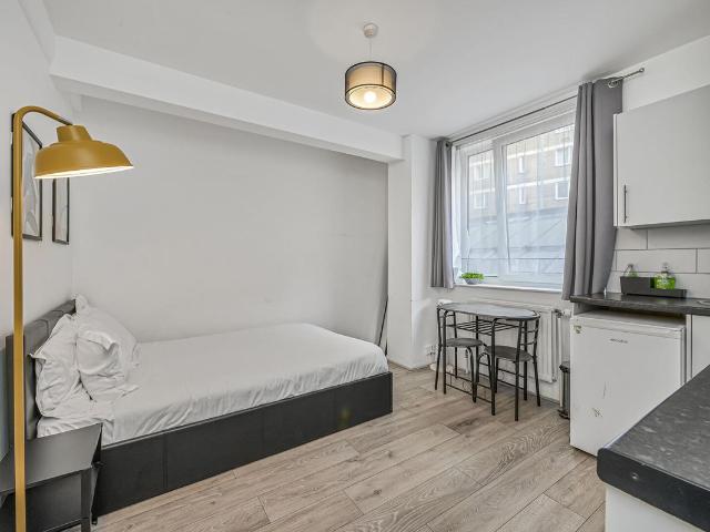 Sloane Avenue, Chelsea, London SW3, Studio to rent, £1,500 pcm | PrimeLocation