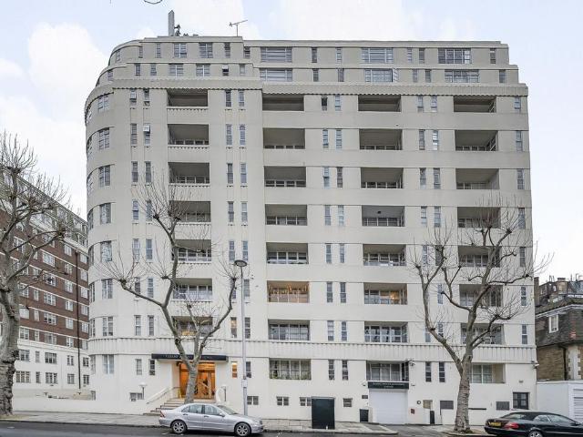 Sloane Avenue, Chelsea, London, SW3 Studio to rent £2,059 pcm £475 pw