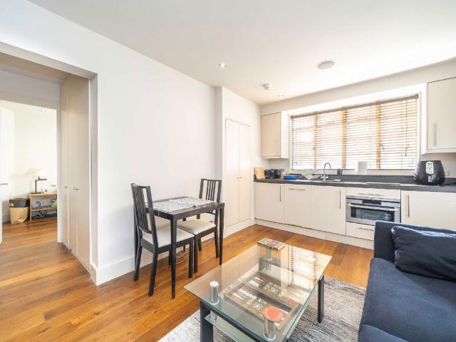 Sloane Avenue, Chelsea SW3, 1 bed flat to rent, £2,383 pcm | PrimeLocation