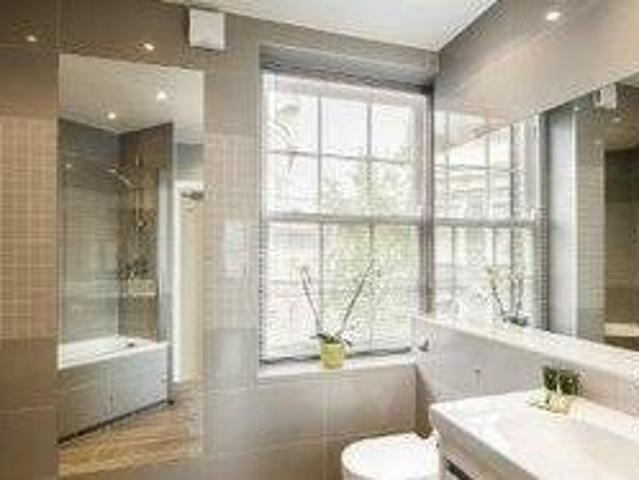 Sloane Avenue, London, 2 Bedroom Flat