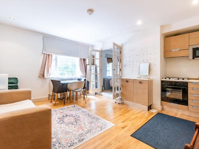 Sloane Avenue, London SW3, 1 bed flat to rent, £3,033 pcm | PrimeLocation