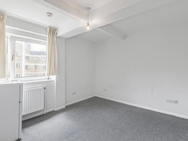 Sloane Avenue, London SW3, Studio to rent, £1,500 pcm | PrimeLocation
