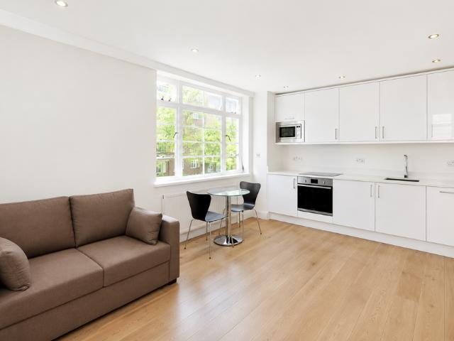 Sloane Avenue, SW3 1 bed apartment to rent £3,033 pcm £700 pw